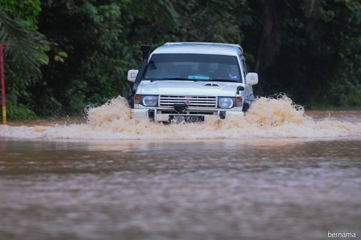 Raub first Pahang district hit by Northeast Monsoon floods | KLSE Screener