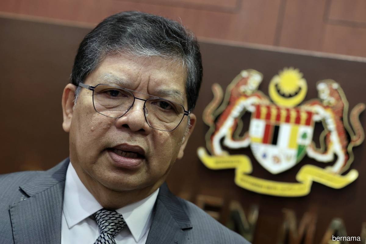 Dewan Rakyat Speaker upholds decision to retain seats of six former ...