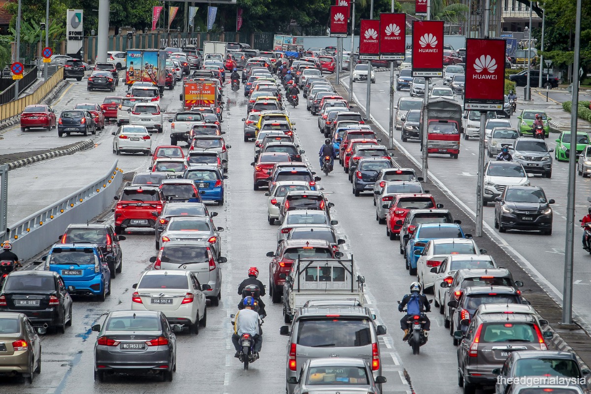Malaysia Passes Bill to End Practice of Charging Full Interest on Early ...