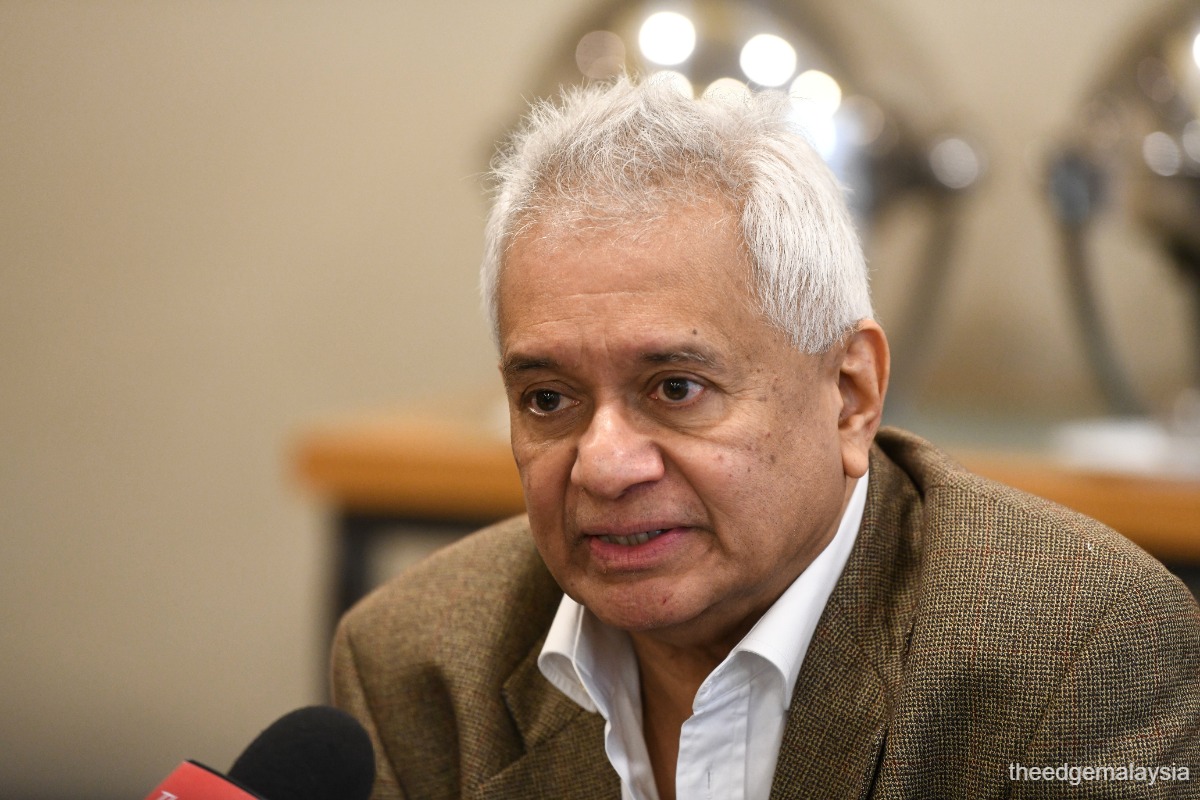 Tommy Thomas fails to recuse judge in Shahrir's malicious prosecution suit