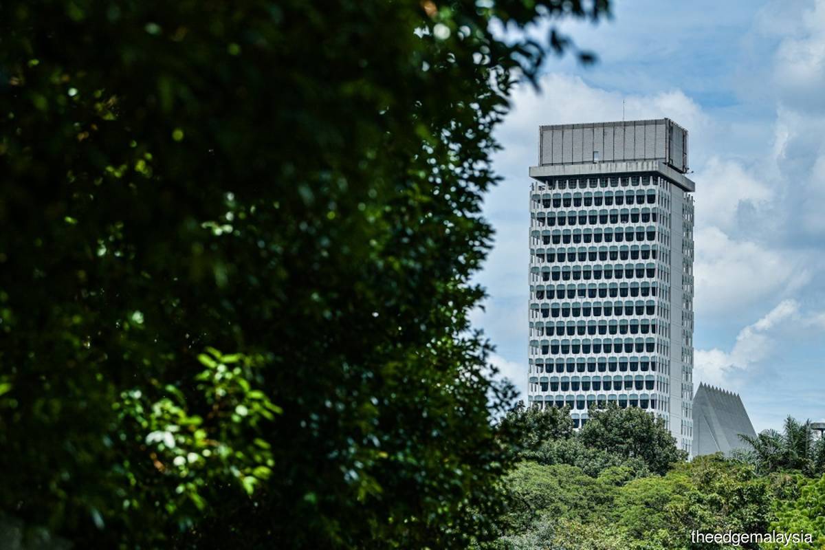 New syllabus, next-gen identity card among highlights of Dewan Rakyat ...