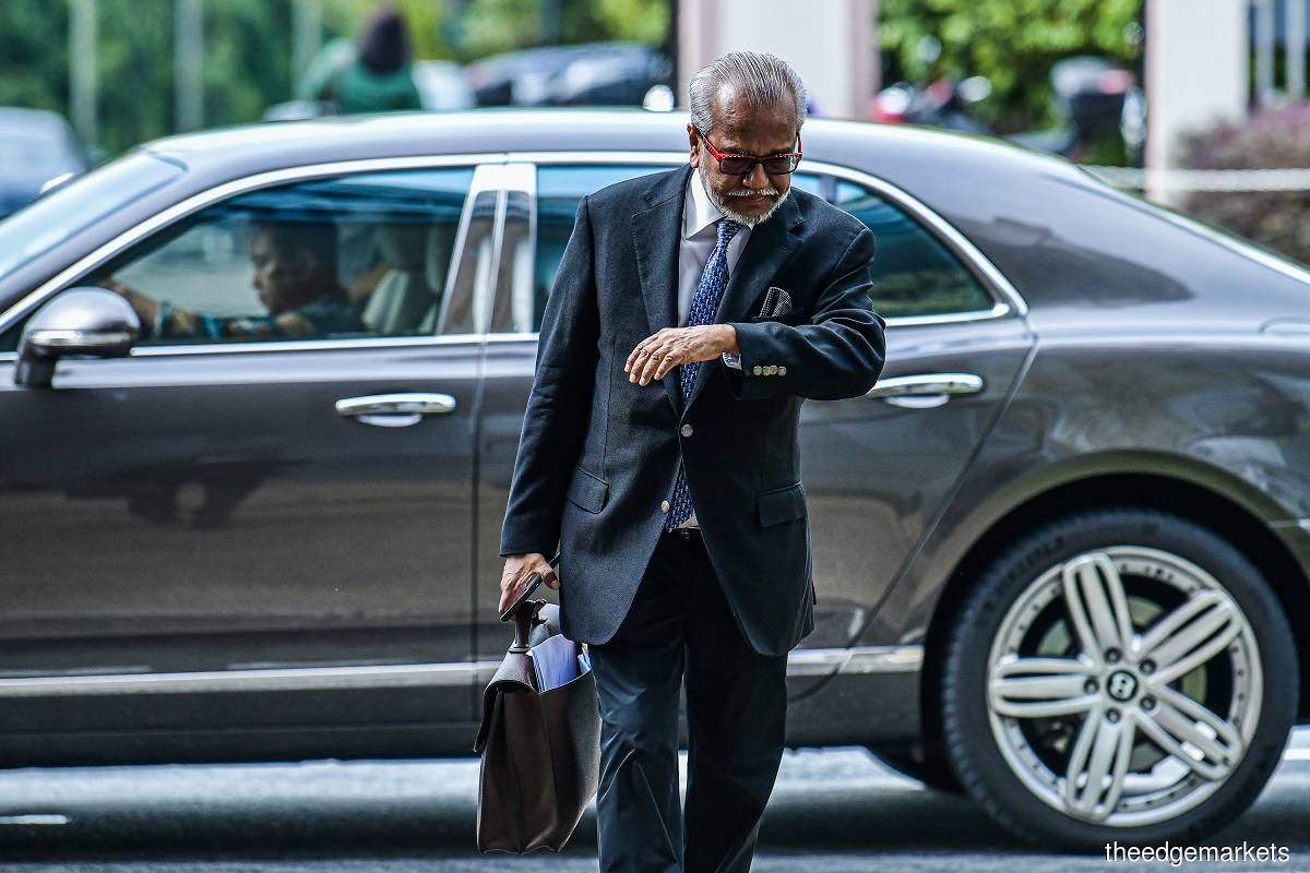 Lawyer Shafee to know fate on Friday over RM9.5m money laundering ...