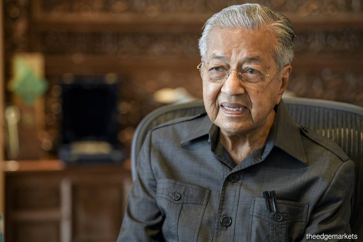 Mahathir commences RM150 mil legal action against Anwar
