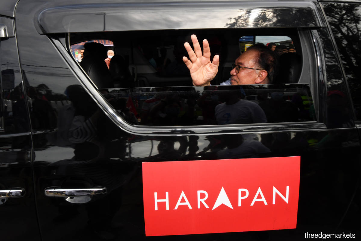 Kudat independent MP backs Anwar-led unity Government | KLSE Screener