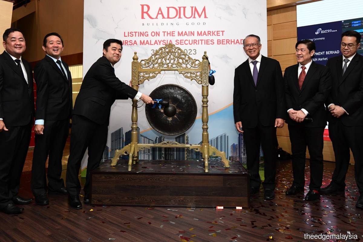 Radium Development closes 23% below IPO price