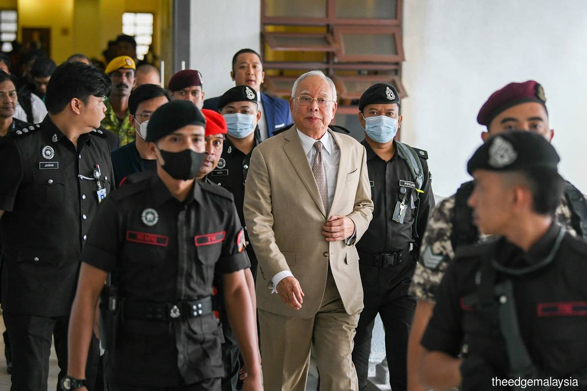 Najib files application to recuse judge Sequerah from Tanore trial ...