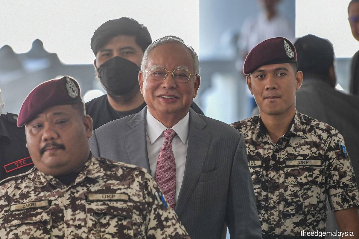 Najib received US$30m from 1MDB funds in 2012, says BNM analyst