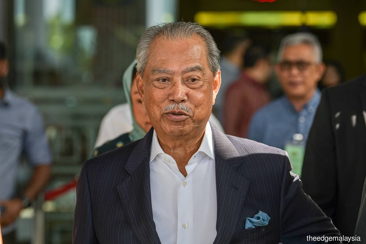Muhyiddin trying to delay trial, says prosecution