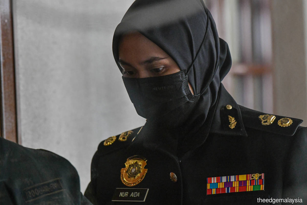 MACC officer did not ask Najib if he instructed controversial transfer ...