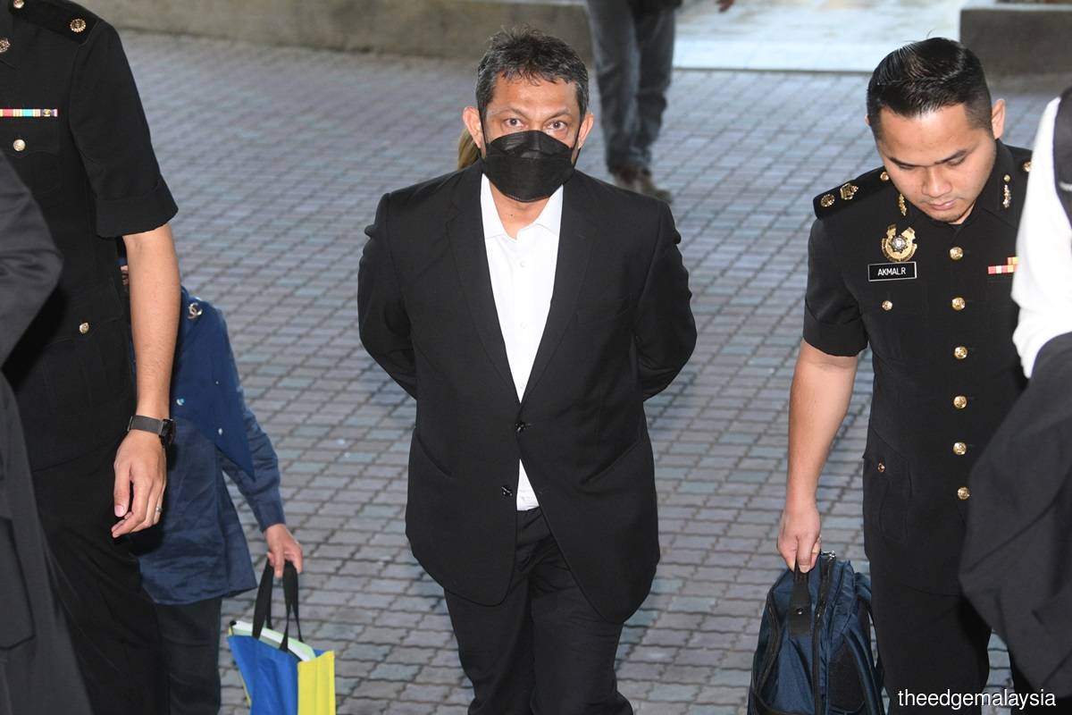 Maritime DG charged with cheating his predecessor four years ago