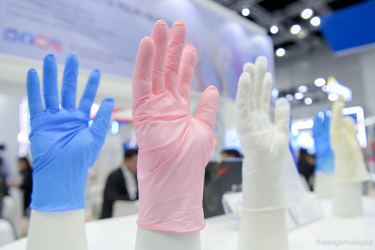 Glove stocks shine on Bursa amid sea of red roiled by US tariffs | KLSE ...