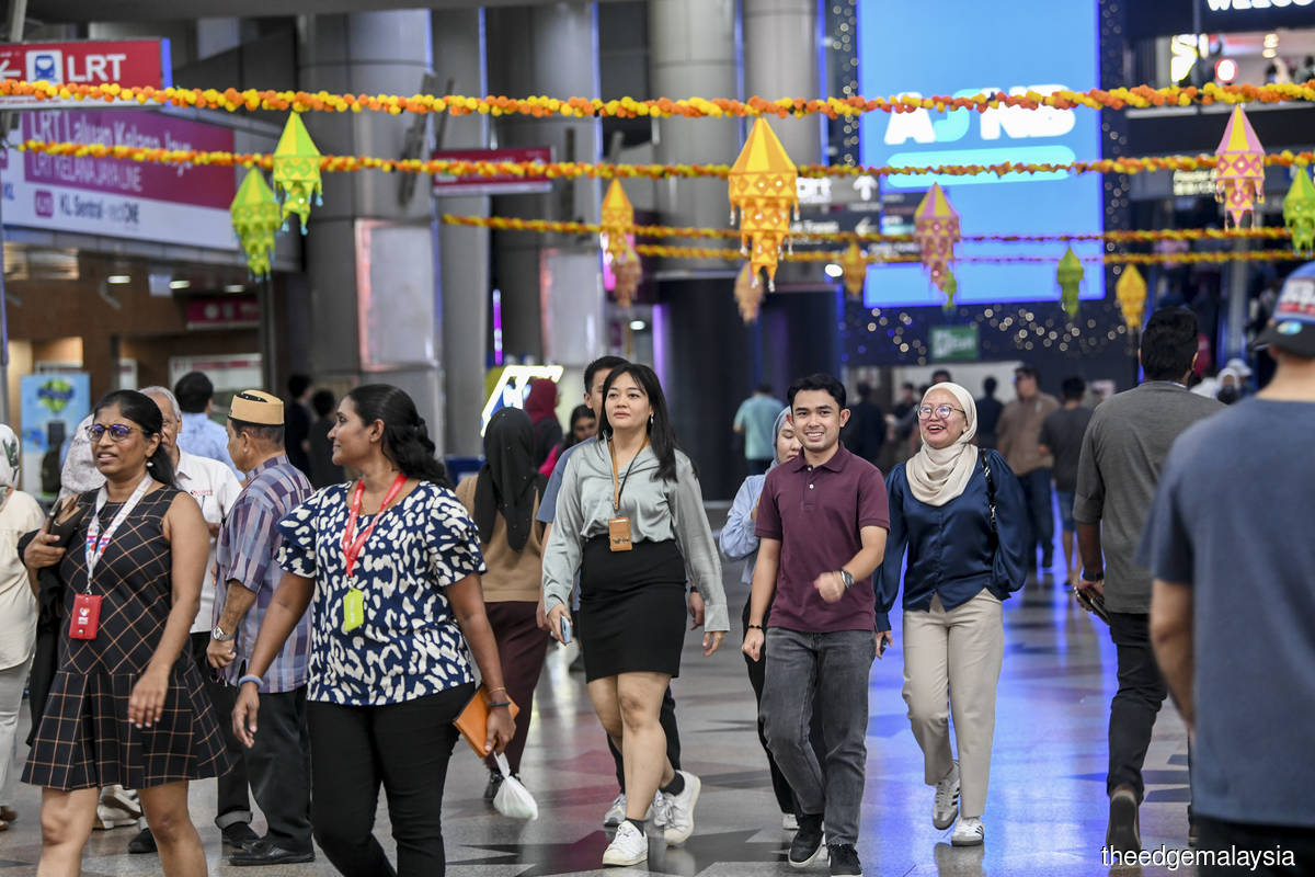 Malaysian Employers Federation warns against using RM1,700 minimum wage ...