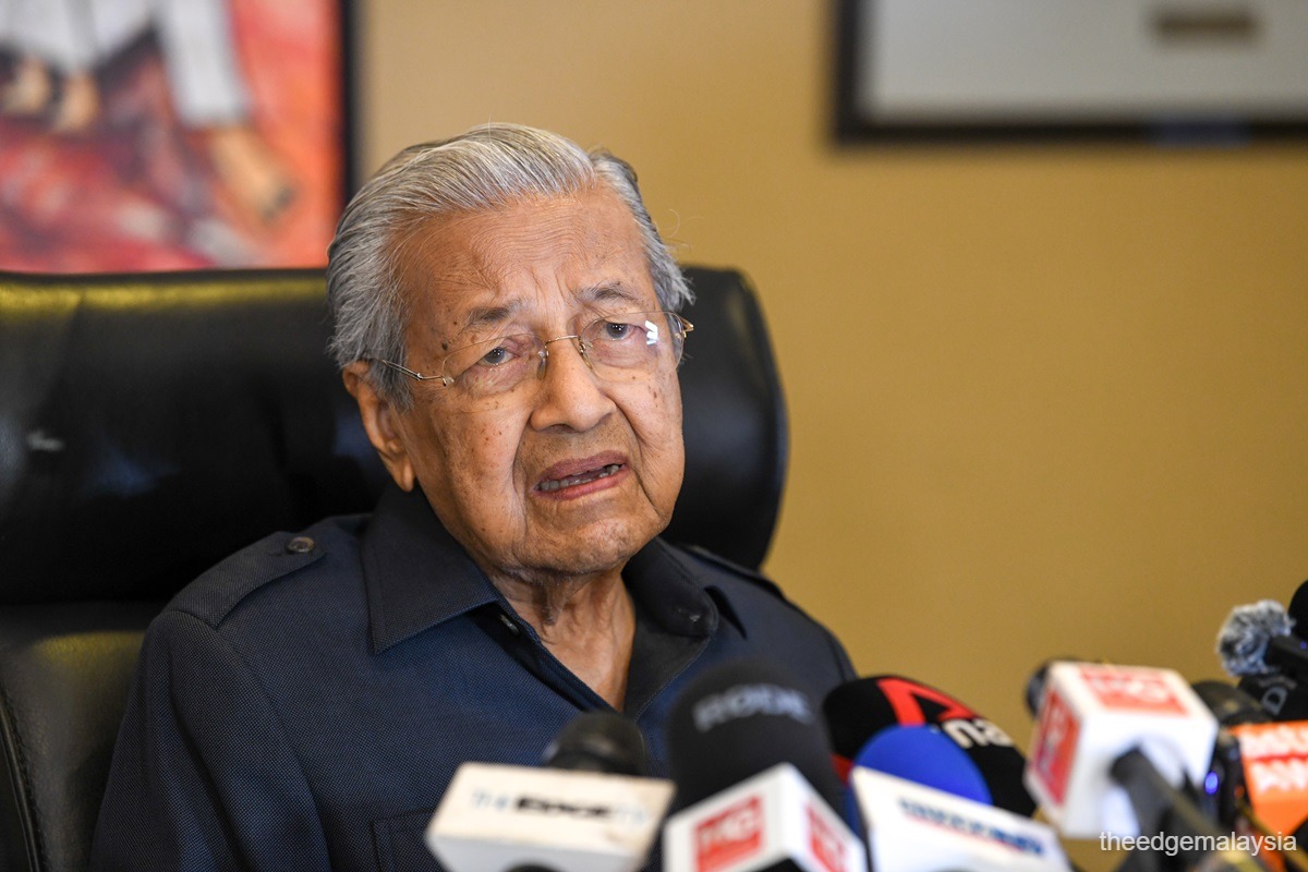 Mahathir appeals High Court’s rejection of his, lawyer’s presence at ...