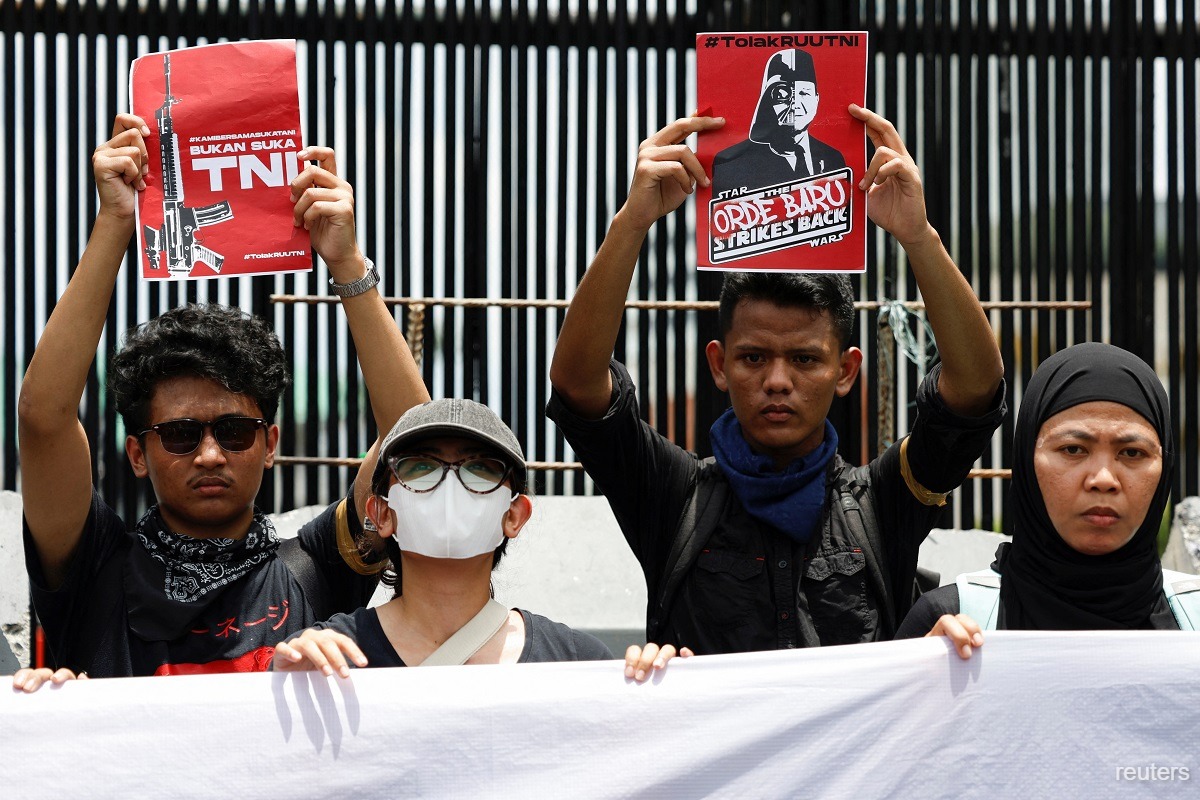 Indonesia expands military’s role, sparking protests in Jakarta