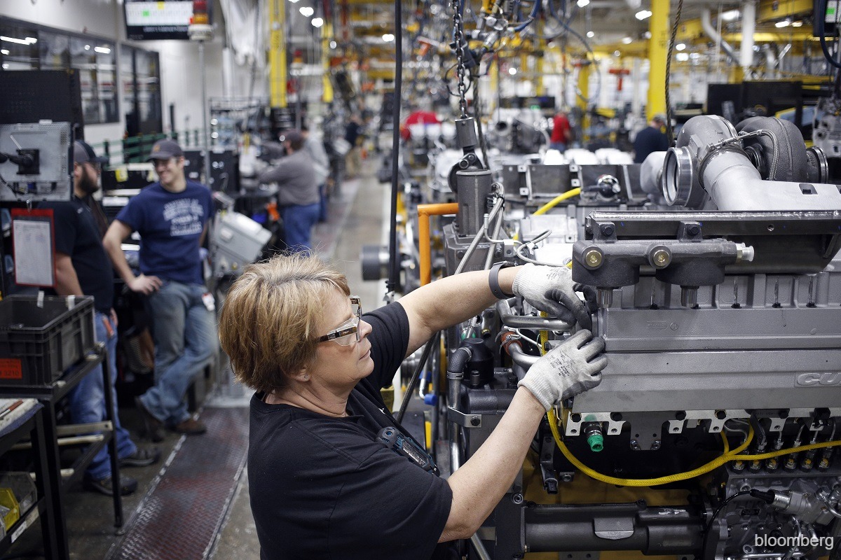 US factory output increases at modest pace ahead of tariffs