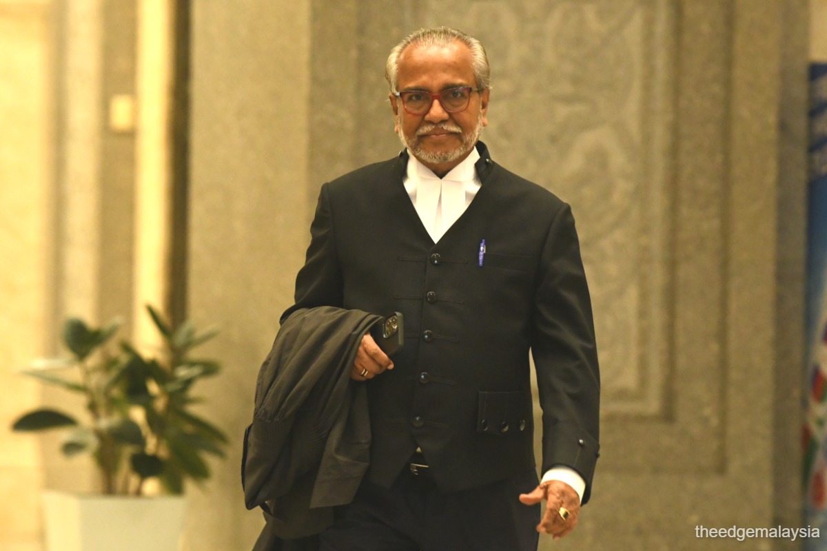 Shafee accuses former SRC director Shahrol of 'double hearsay', says ...
