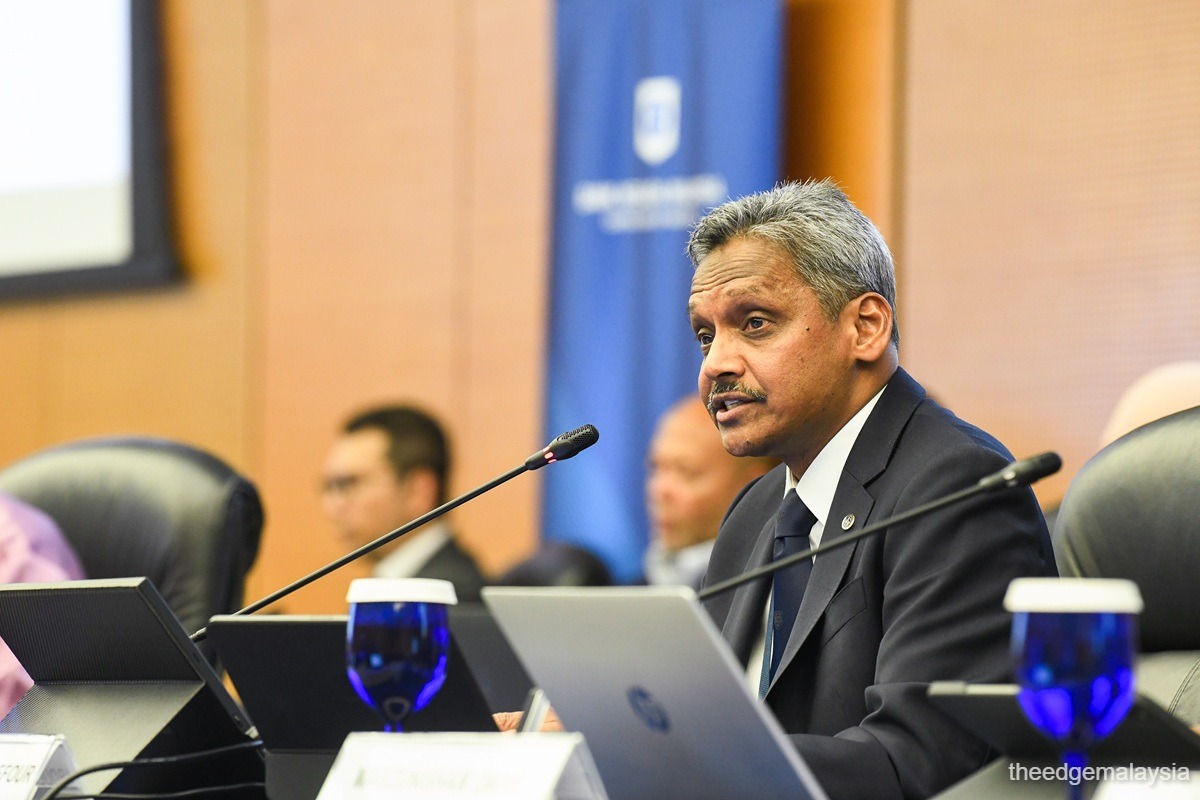 Malaysia ekes out smallest current account surplus in at least over 26 ...