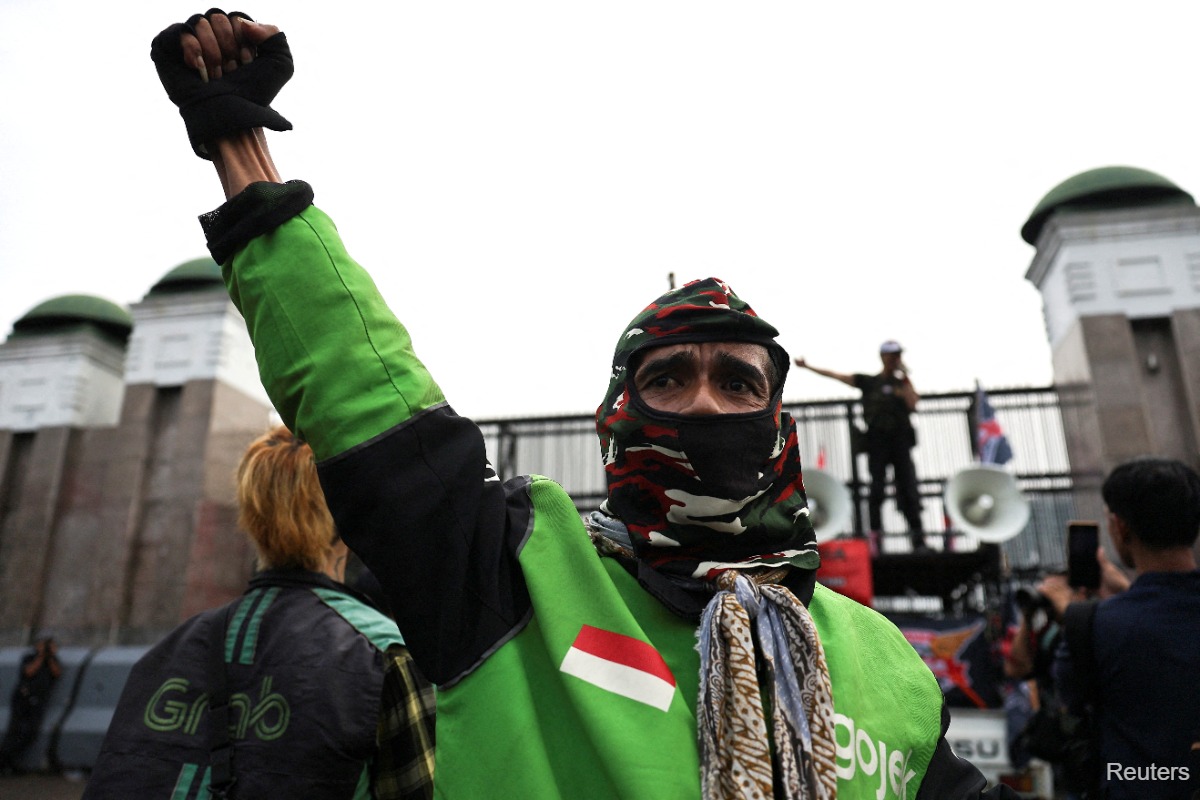 Indonesian Ride-hailing Industry Set for Shake-up Under Draft ...