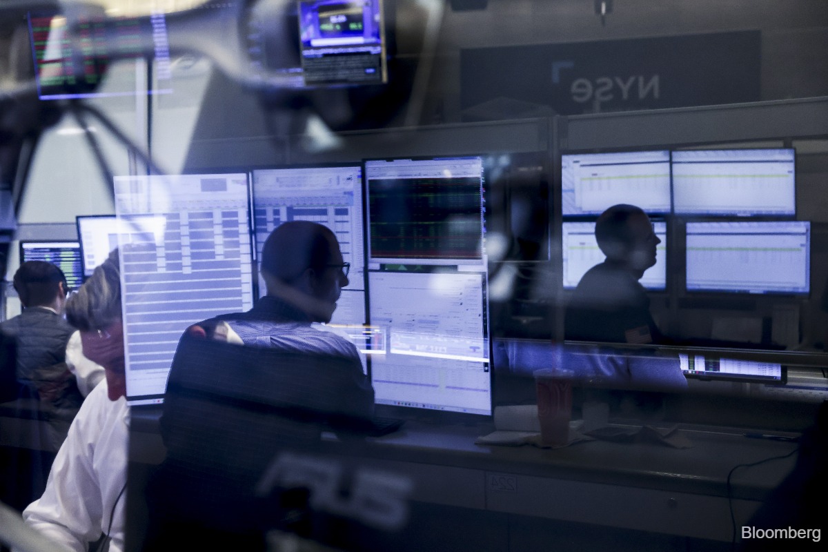 Wall Street’s AI race is fuelling new fears of crowded trading