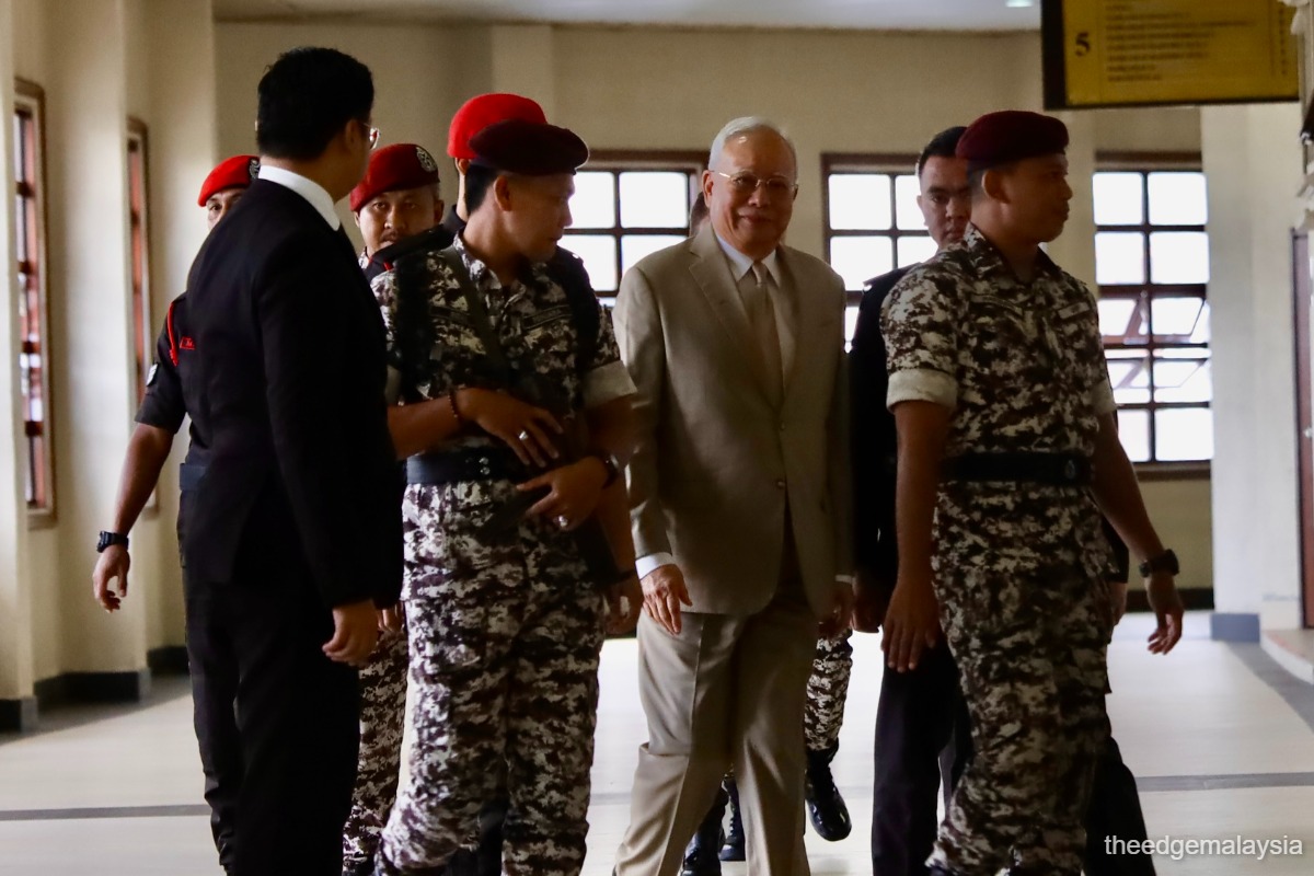 Federal Court allows Najib to attend April 28 ruling on AGC's appeal over house arrest addendum ...