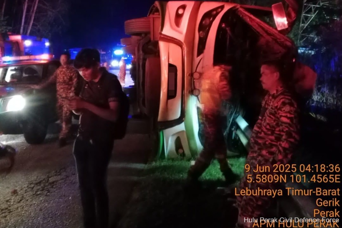 UPSI confirms 42 of its students involved in fatal Gerik bus crash ...