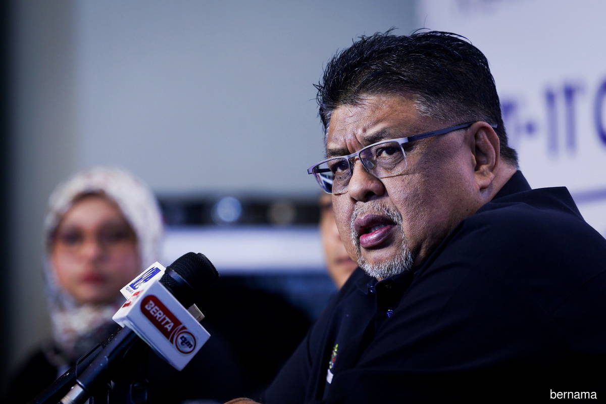 Melaka to tackle roaming livestock risks with QR code tagging | KLSE ...