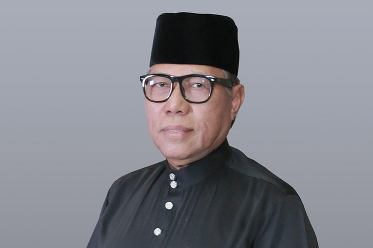 PN's Selat Klang assemblyman declares support for Selangor MB Amirudin ...