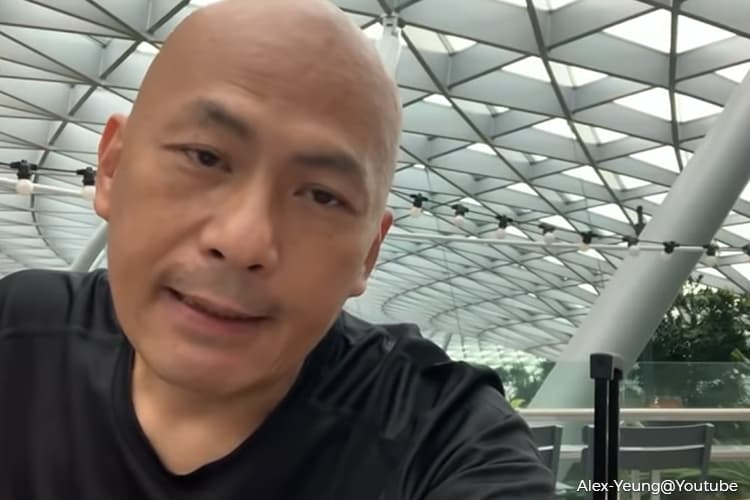 Singapore ‘Repatriates’ Hongkonger Who Held Political Meeting