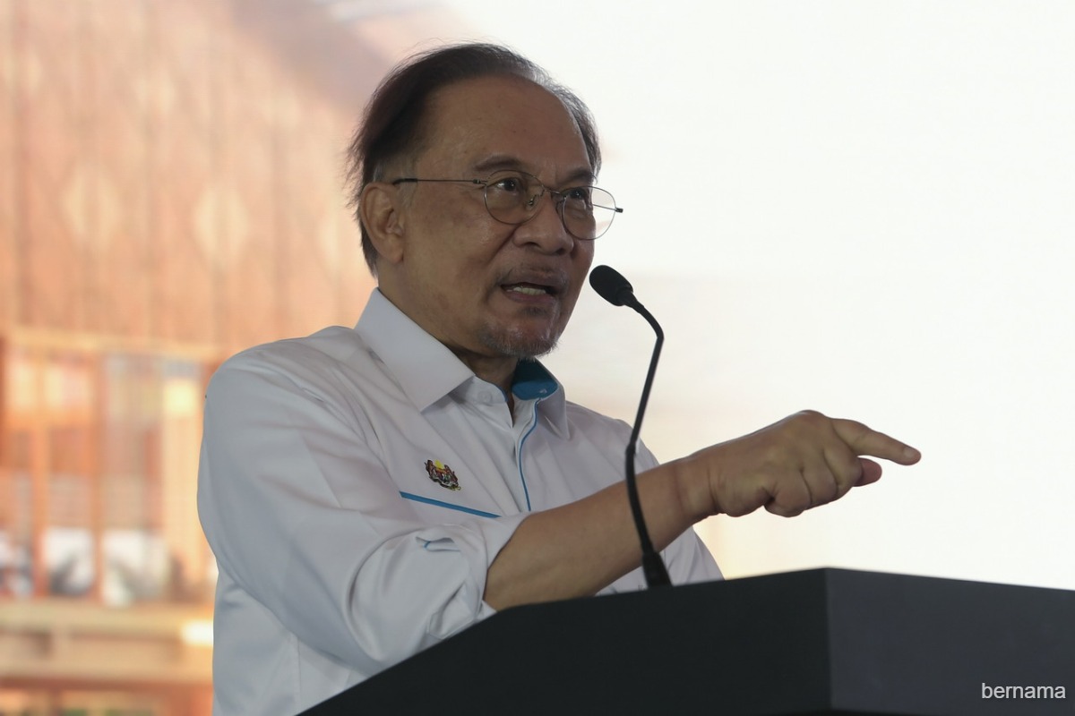 Govt mulls dedicated Law Ministry to strengthen legal system