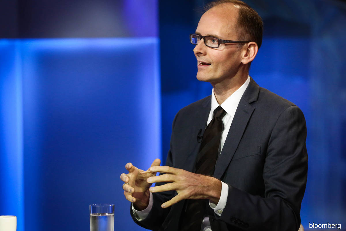 Apollo’s Slok sees rising chance Fed holding rates in November