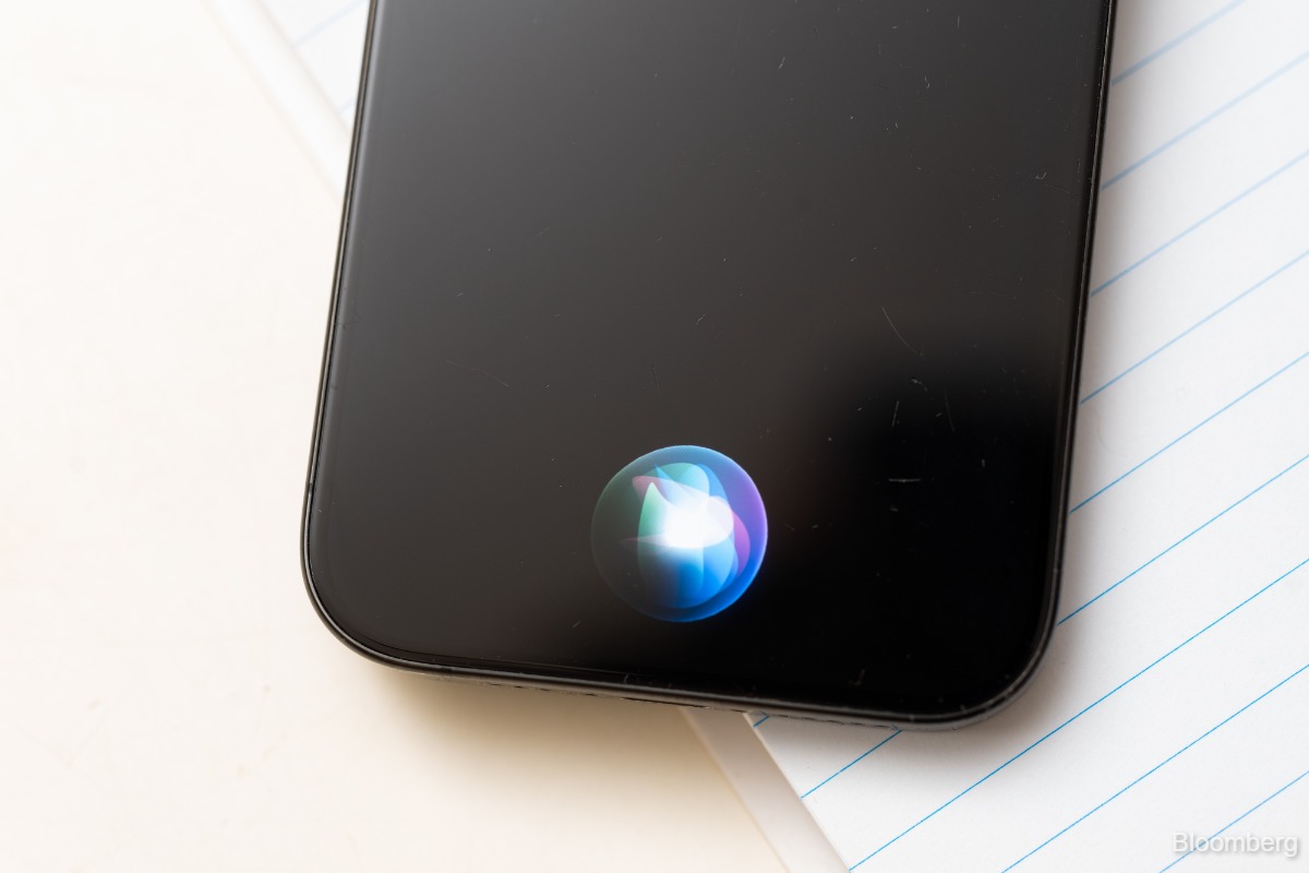Apple could open up Siri to rival AI assistants in iOS 27 update ...