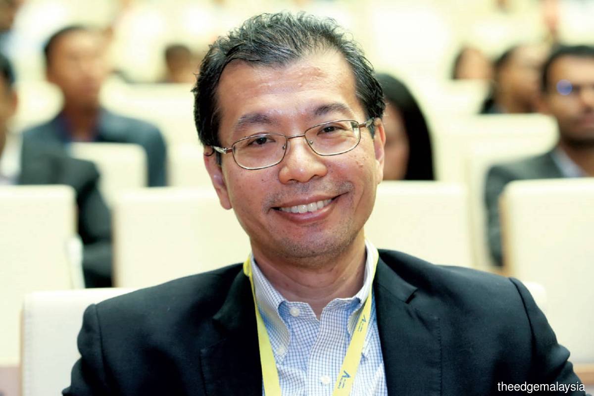 Former MAS CEO Tengku Azmil joins board of CIMB