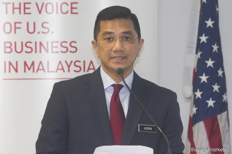 Azmin acknowledges challenges faced by local businesses