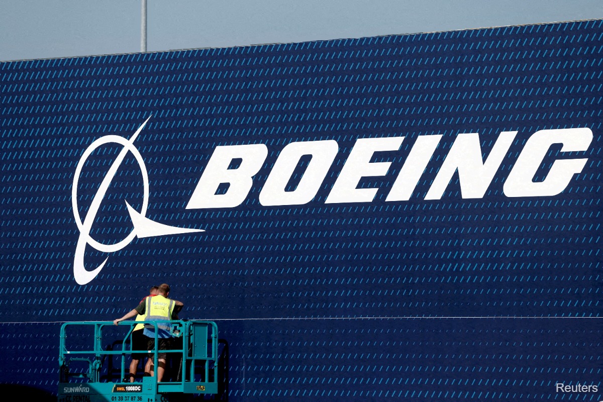 Boeing Stages Partial Comeback With Flydubai Jet Order | I3investor