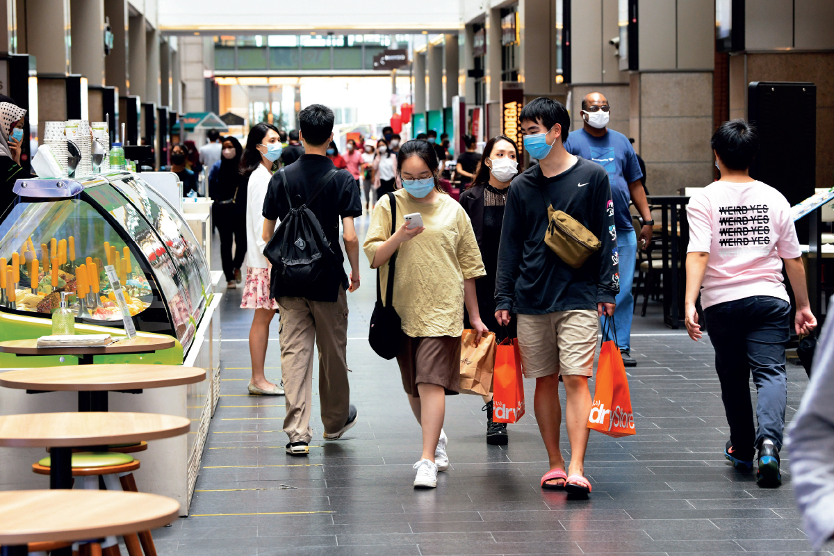 Cautious shoppers spend less; malls should focus on experiential strategy