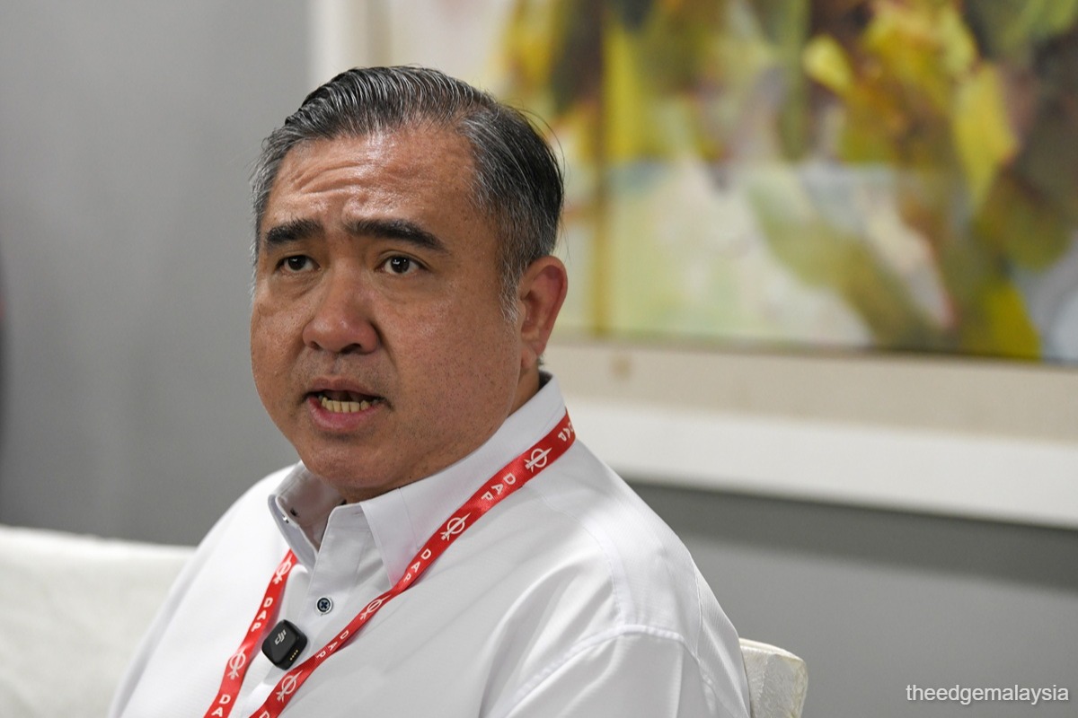 DAP to ease conditions on accepting awards, titles for elected reps ...