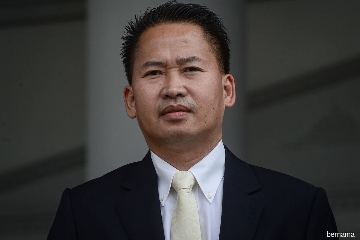 Falsifying documents: Prosecution drops appeal against setting aside of ...