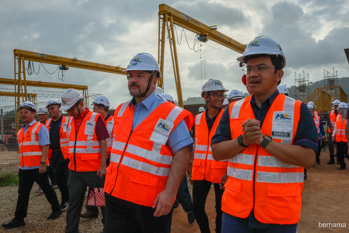 ECRL progress surpasses 78%, first phase to start operations in 2027 ...