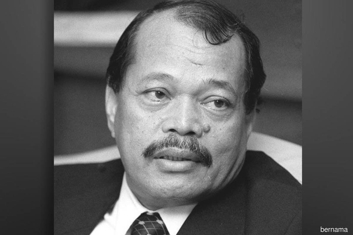 Former education minister Musa Mohamad dies at 81 | KLSE Screener