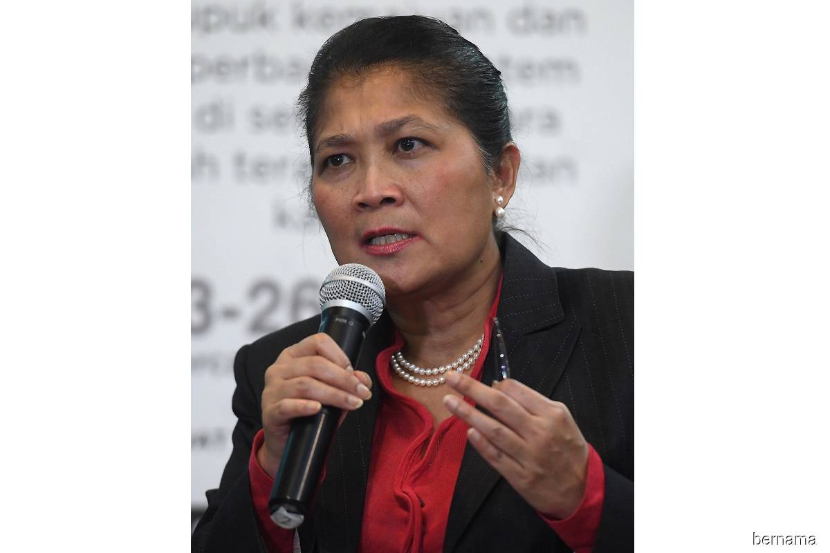 Rossana Annizah ends service as BSN chairman | KLSE Screener