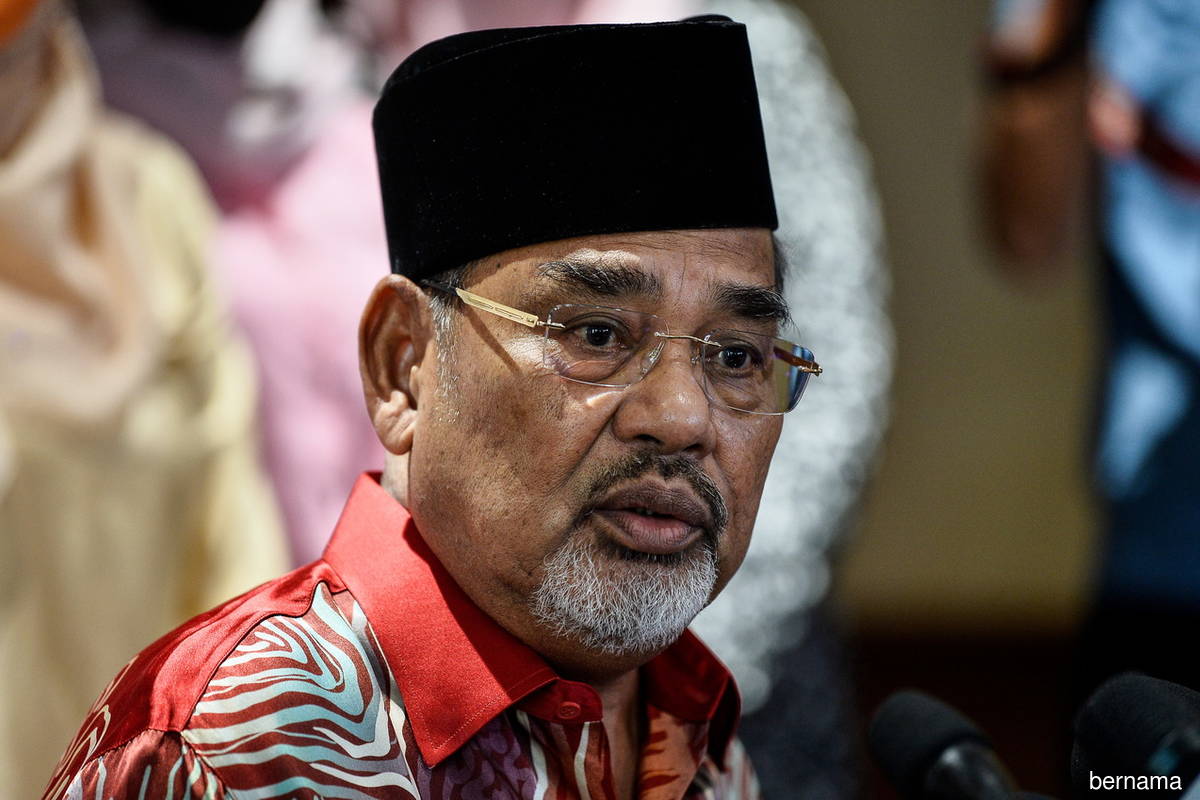 COA orders Tajuddin Rahman to pay RM120,000 to Khalid Samad, KiniTV ...