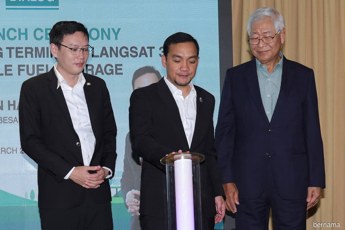 Dialog launches Langsat 3 terminal in Johor for renewable fuel products ...