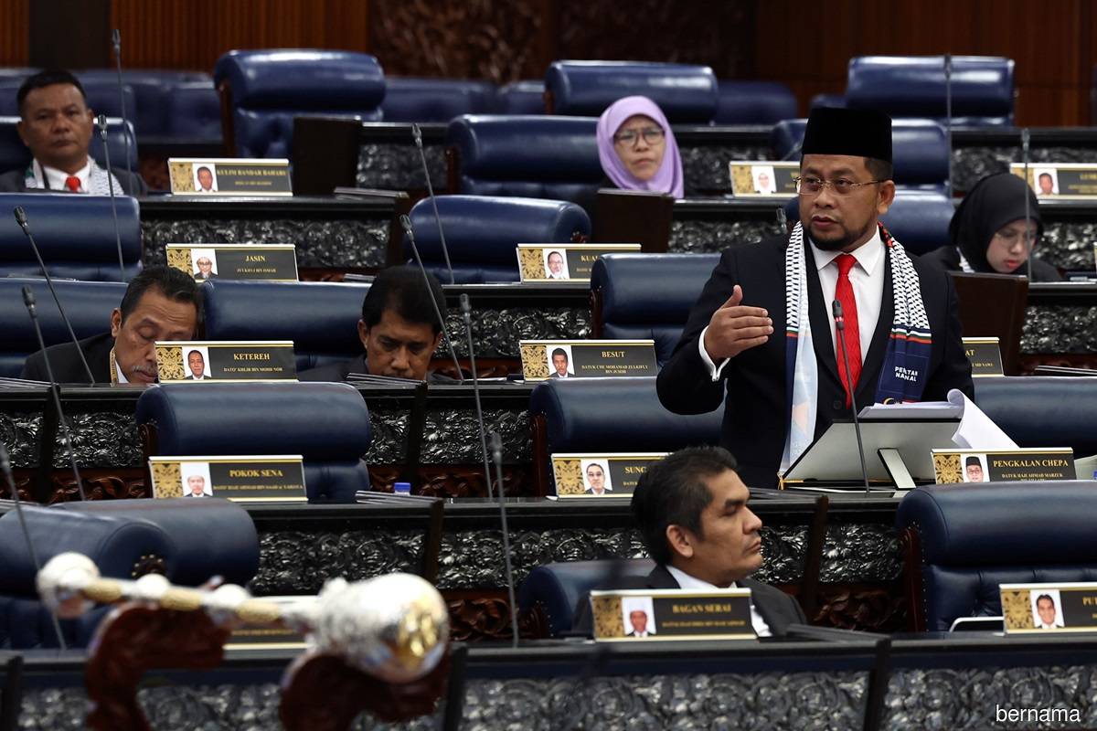 Opposition lawmaker expelled from Dewan Rakyat for refusing to withdraw ...
