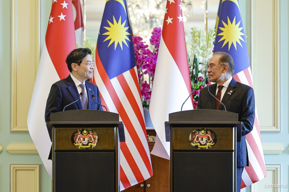 Malaysia, Singapore reopen discussion on long-standing issues | KLSE ...