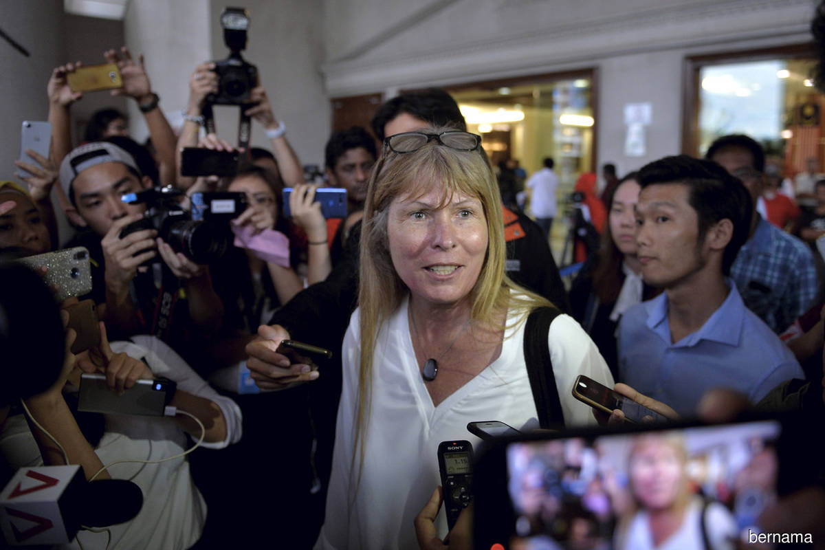 Appeal hearing for Sarawak Report editor deferred due to counsel's internet connection issues