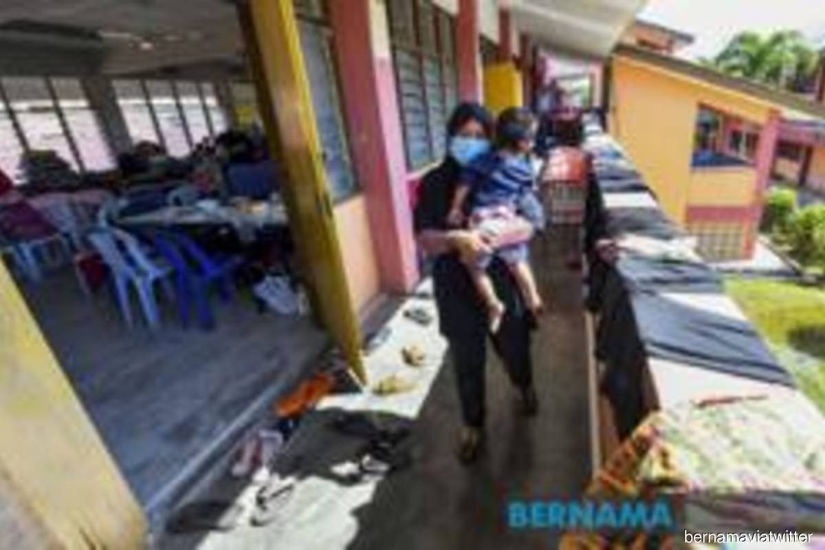 All 113 educational institutions hit by floods used as PSS not ready to ...