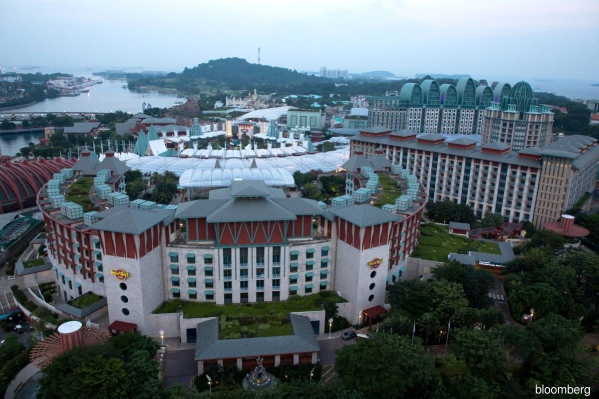 Genting Singapore FY2022 net profit up 85%, final dividend double that ...