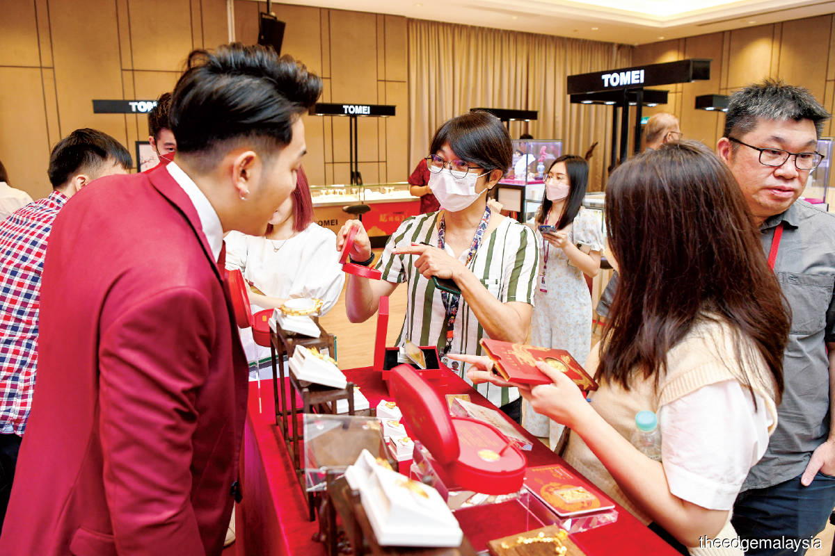 Gold players see bright outlook despite impending luxury goods tax