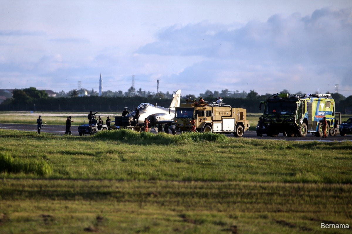 RMAF launches safety probe into Hawk fighter jet fleet after Tuesday's ...