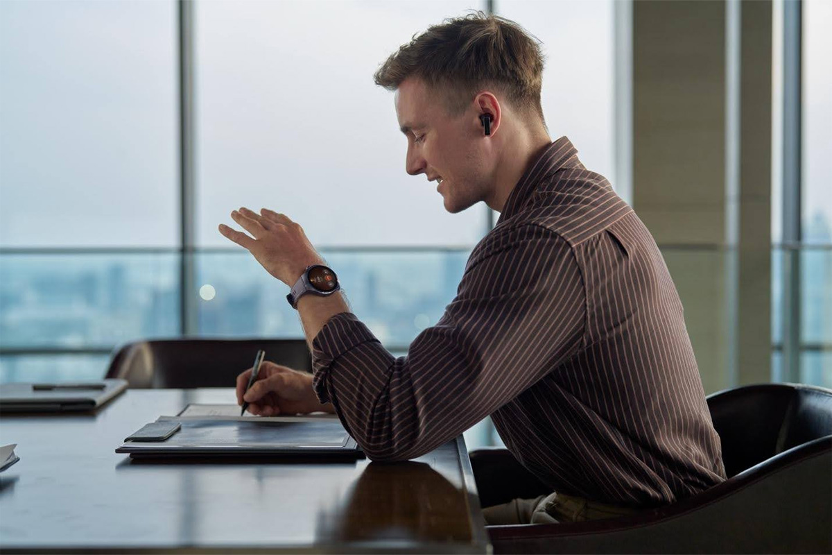 Tap into the Future: HUAWEI Watch 5 Debuts World-First X-TAP Technology